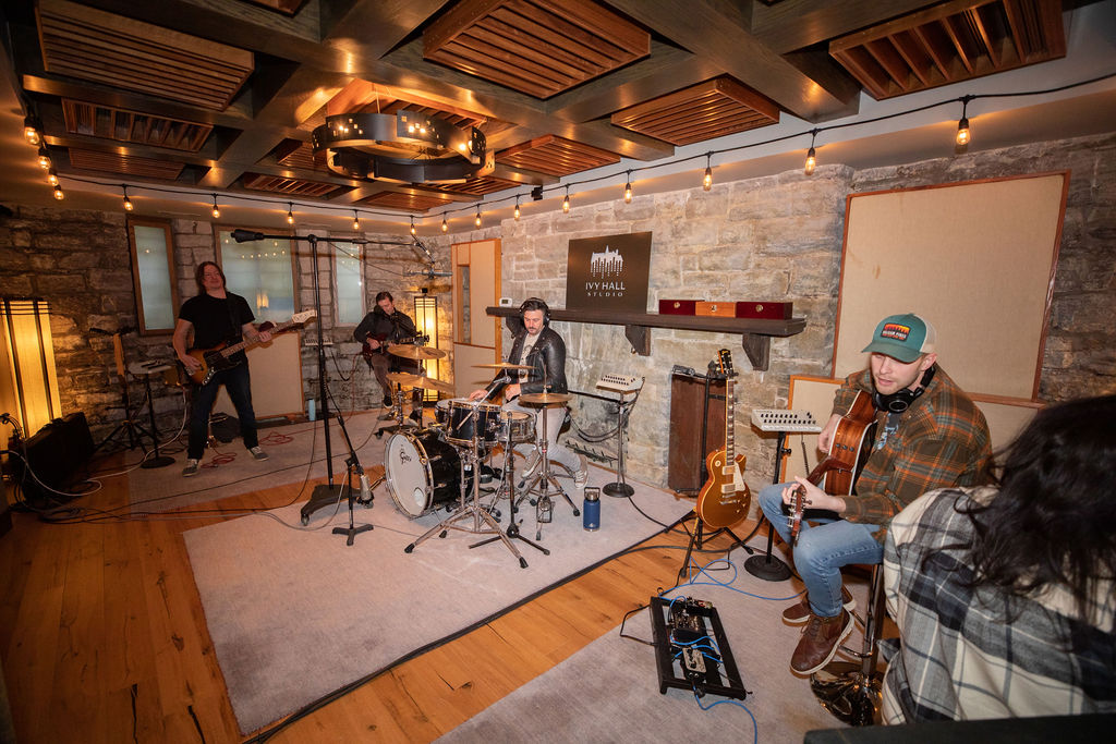 The House - Ivy Hall